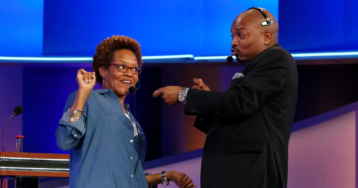 Meet Family Feud's amazing stage managers!
